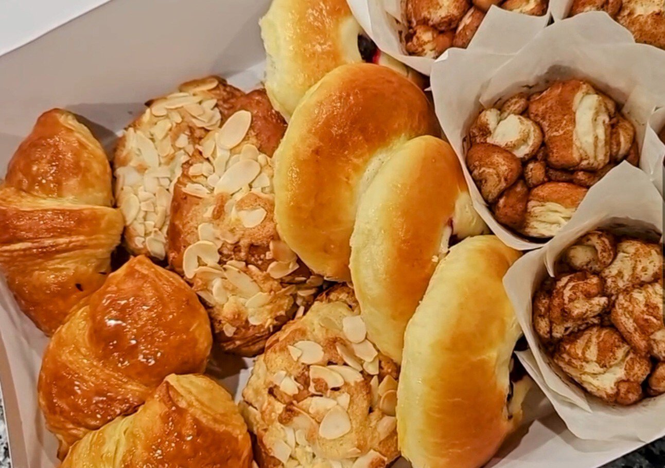 Pastry Box - 6 Large Pastries - Croissants, Brioche and Danishes